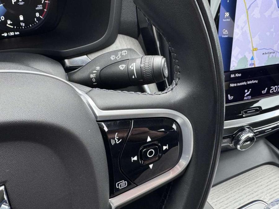 Melns Volvo V60 2022 Viļņa, ar dzinēja tilpumu 2.00 L un nobraukumu 170 tūkst. km par 18950 €, foto 17 vietnē AUTOMOTO.COM.LV