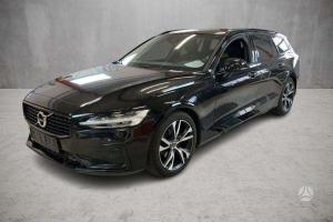 Melns Volvo V60 2022 Viļņa, ar dzinēja tilpumu 1.97 L un nobraukumu 217 tūkst. km par 16990 €, foto  vietnē AUTOMOTO.COM.LV