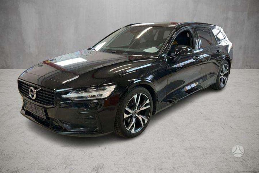 Black Volvo V60 2022 in Vilnius, with an engine capacity of 1.97 L and mileage of 217 thousand km for 16990 €, photo 1 on AUTOMOTO.COM.LV