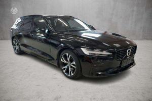 Black Volvo V60 2022 in Vilnius, with an engine capacity of 1.97 L and mileage of 217 thousand km for 16990 €, photo 3 on AUTOMOTO.COM.LV