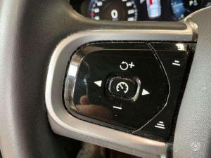 Black Volvo V60 2022 in Vilnius, with an engine capacity of 1.97 L and mileage of 217 thousand km for 16990 €, photo 8 on AUTOMOTO.COM.LV