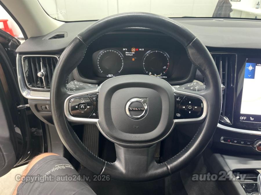 Черный Вольво B60 2022 в Тарту, объемом двигателя 2.00 л и пробегом 279 тыс. км за 16900 €, фото 7 на AUTOMOTO.COM.LV