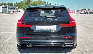 Melns Volvo V60 2022 Viļņa, ar dzinēja tilpumu 1.97 L un nobraukumu 217 tūkst. km par 16990 €, foto 9 vietnē AUTOMOTO.COM.LV
