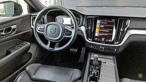 Melns Volvo V60 2022 Viļņa, ar dzinēja tilpumu 1.97 L un nobraukumu 217 tūkst. km par 16990 €, foto 32 vietnē AUTOMOTO.COM.LV