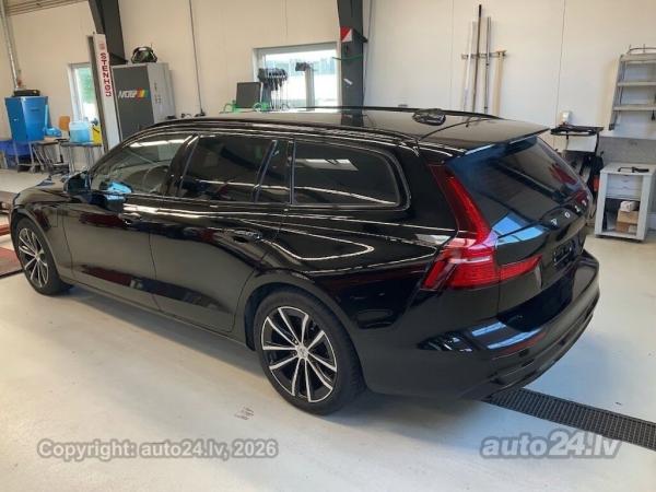 Melns Volvo V60 2022 Tartu, ar dzinēja tilpumu 2.00 L un nobraukumu 207 tūkst. km par 21900 €, foto 4 vietnē AUTOMOTO.COM.LV