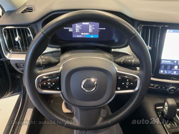 Melns Volvo V60 2022 Tartu, ar dzinēja tilpumu 2.00 L un nobraukumu 207 tūkst. km par 21900 €, foto 7 vietnē AUTOMOTO.COM.LV