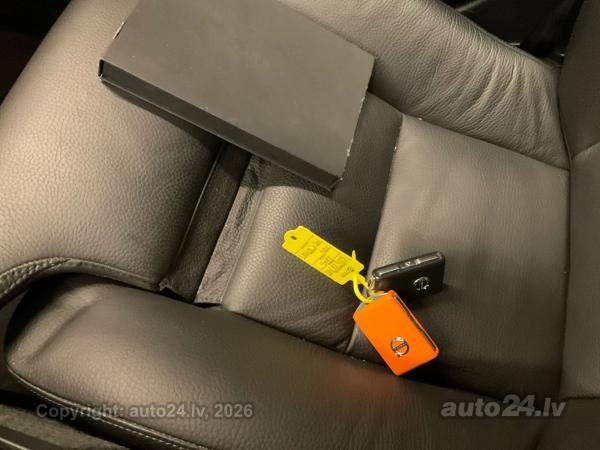 Melns Volvo V60 2022 Tartu, ar dzinēja tilpumu 2.00 L un nobraukumu 207 tūkst. km par 21900 €, foto 11 vietnē AUTOMOTO.COM.LV