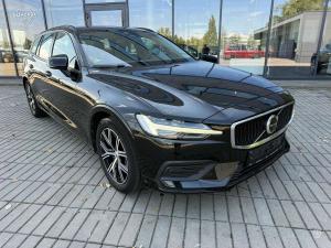 Black Volvo V60 2022 in Kaunas, with an engine capacity of 1.97 L and mileage of 195 thousand km for 16900 €, photo 3 on AUTOMOTO.COM.LV