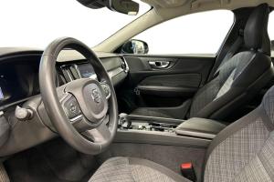 Melns Volvo V60 2023 Kauņa, ar dzinēja tilpumu 0.00 L un nobraukumu 57 tūkst. km par 34712 €, foto 16 vietnē AUTOMOTO.COM.LV