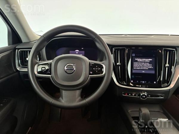 Black Volvo V60 2023 in Riga, with an engine capacity of 2.00 L and mileage of 106 thousand km for 32990 €, photo 10 on AUTOMOTO.COM.LV