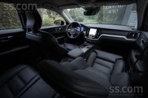 Melns Volvo V60 2023 Jelgava, ar dzinēja tilpumu 2.00 L un nobraukumu 240 tūkst. km par 18500 €, foto 13 vietnē AUTOMOTO.COM.LV