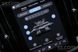 Melns Volvo V60 2023 Jelgava, ar dzinēja tilpumu 2.00 L un nobraukumu 240 tūkst. km par 18500 €, foto 25 vietnē AUTOMOTO.COM.LV