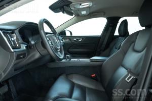 Black Volvo V60 2023 in Riga, with an engine capacity of 2.00 L and mileage of 106 thousand km for 32900 €, photo 6 on AUTOMOTO.COM.LV