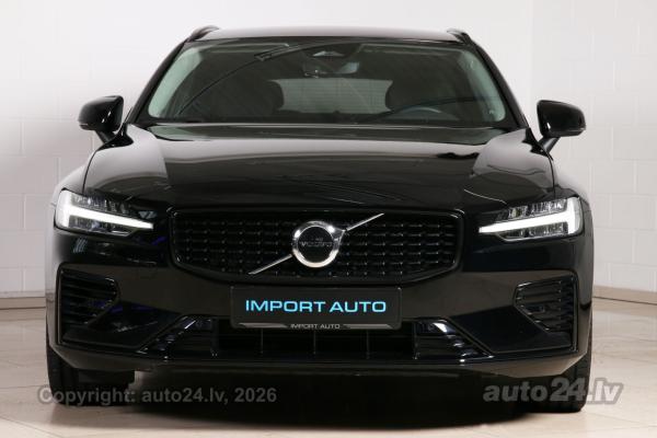 Volvo V60 2023 Pērnava vietnē Melns Volvo V60 2023 Pērnava, ar dzinēja tilpumu 2.00 L un nobraukumu 54 tūkst. km par 38990 €, foto 3 vietnē AUTOMOTO.COM.LV