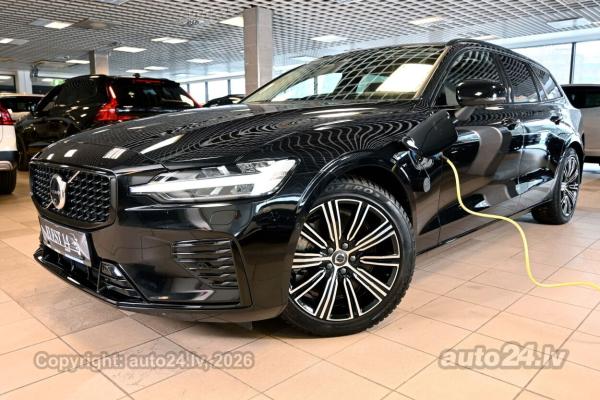 Melns Volvo V60 2025 Tallina, ar dzinēja tilpumu 2.00 L un nobraukumu 25 tūkst. km par 45990 €, foto 3 vietnē AUTOMOTO.COM.LV