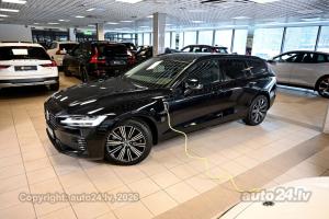 Melns Volvo V60 2025 Tallina, ar dzinēja tilpumu 2.00 L un nobraukumu 25 tūkst. km par 45990 €, foto 7 vietnē AUTOMOTO.COM.LV