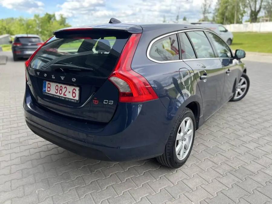 Синий Вольво B60 2011 в Екабпилс, объемом двигателя 2.00 л и пробегом 302 тыс. км за 5900 €, фото 3 на AUTOMOTO.COM.LV