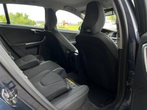 Синий Вольво B60 2011 в Екабпилс, объемом двигателя 2.00 л и пробегом 302 тыс. км за 5900 €, фото 12 на AUTOMOTO.COM.LV