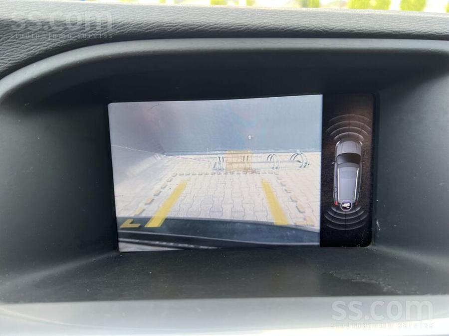 Blue Volvo V60 2011 in Jekabpils, with an engine capacity of 2.00 L and mileage of 302 thousand km for 5770 €, photo 21 on AUTOMOTO.COM.LV
