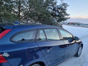 Blue Volvo V60 2012 in Kaunas, with an engine capacity of 2.00 L and mileage of 296 thousand km for 5790 €, photo 12 on AUTOMOTO.COM.LV