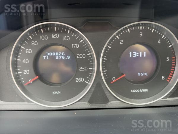 Zils Volvo V60 2012 Rīga, ar dzinēja tilpumu 1.60 L un nobraukumu 379 tūkst. km par 3200 €, foto 5 vietnē AUTOMOTO.COM.LV