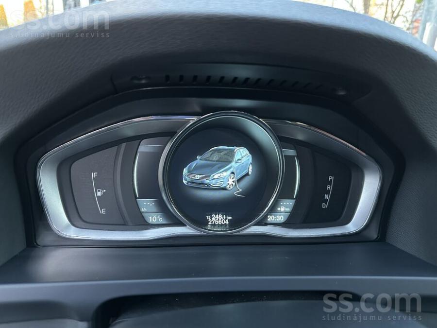 Blue Volvo V60 2013 in Riga, with an engine capacity of 2.40 L and mileage of 275 thousand km for 8350 €, photo 22 on AUTOMOTO.COM.LV