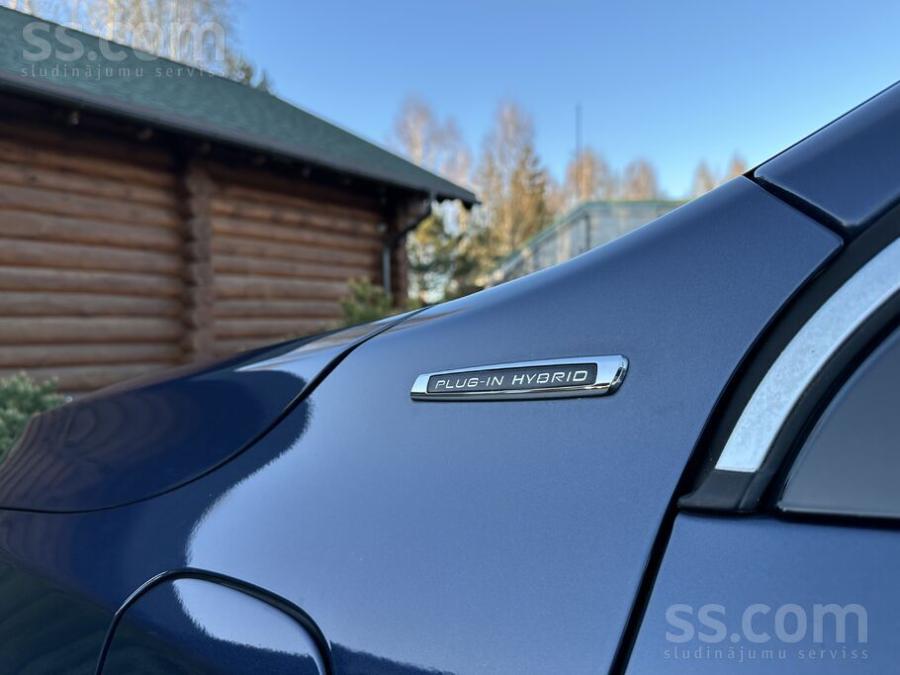 Blue Volvo V60 2013 in Riga, with an engine capacity of 2.40 L and mileage of 275 thousand km for 8350 €, photo 30 on AUTOMOTO.COM.LV