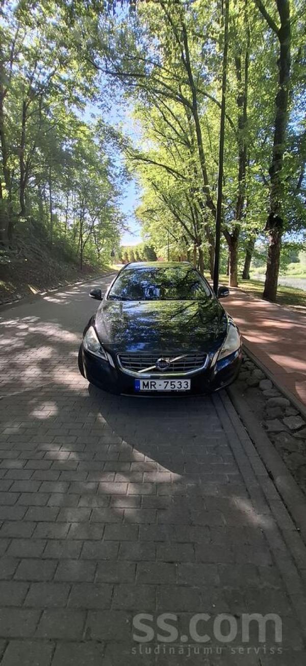 Синий Вольво B60 2011 в Бауска, объемом двигателя 1.60 л и пробегом 262 тыс. км за 4200 €, фото 1 на AUTOMOTO.COM.LV