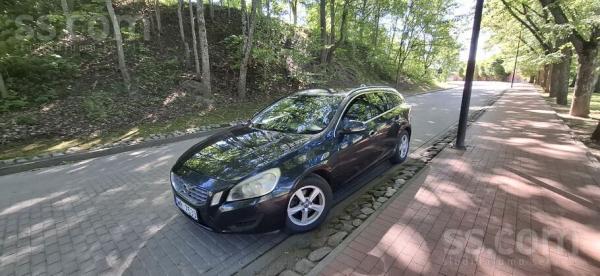 Синий Вольво B60 2011 в Бауска, объемом двигателя 1.60 л и пробегом 262 тыс. км за 4200 €, фото 2 на AUTOMOTO.COM.LV