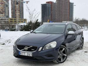 Zils Volvo V60 2011 Viļņa, ar dzinēja tilpumu 1.98 L un nobraukumu 335 tūkst. km par 5550 €, foto  vietnē AUTOMOTO.COM.LV