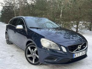 Zils Volvo V60 2011 Viļņa, ar dzinēja tilpumu 1.98 L un nobraukumu 300 tūkst. km par 4400 €, foto  vietnē AUTOMOTO.COM.LV