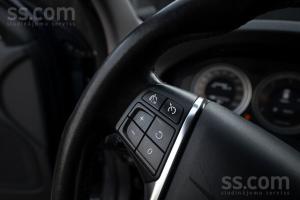 Zils Volvo V60 2011 Jelgava, ar dzinēja tilpumu 2.00 L un nobraukumu 226 tūkst. km par 7500 €, foto 14 vietnē AUTOMOTO.COM.LV