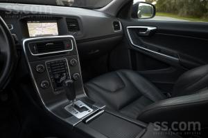 Zils Volvo V60 2011 Jelgava, ar dzinēja tilpumu 2.00 L un nobraukumu 226 tūkst. km par 7500 €, foto 15 vietnē AUTOMOTO.COM.LV