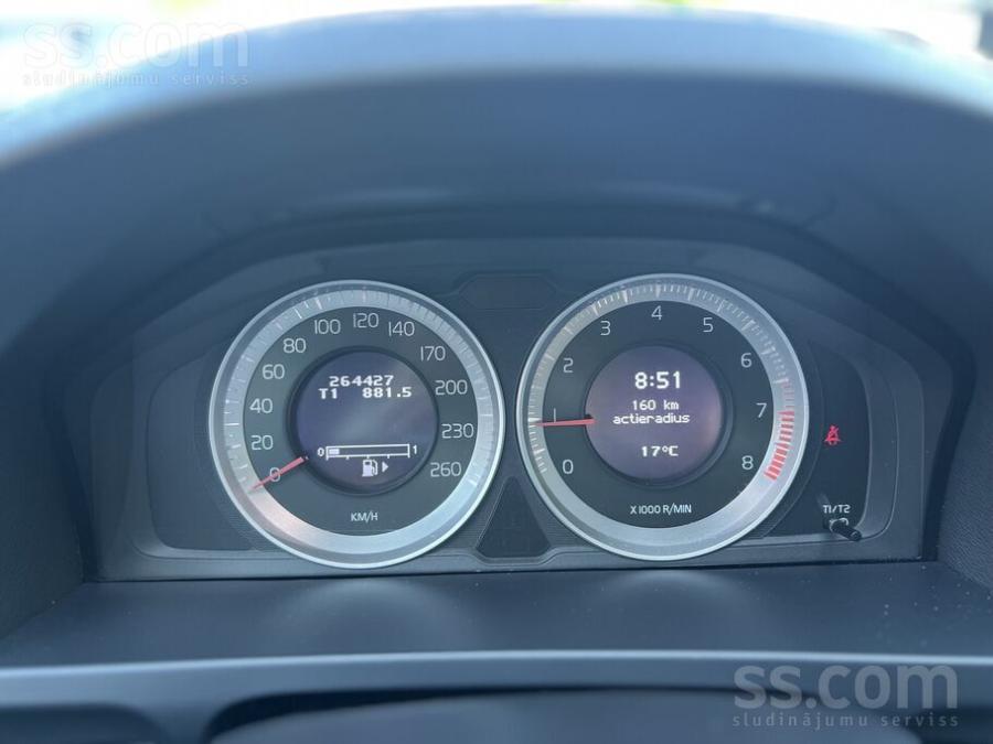 Zils Volvo V60 2011 Liepāja, ar dzinēja tilpumu 1.60 L un nobraukumu 264 tūkst. km par 6750 €, foto 8 vietnē AUTOMOTO.COM.LV
