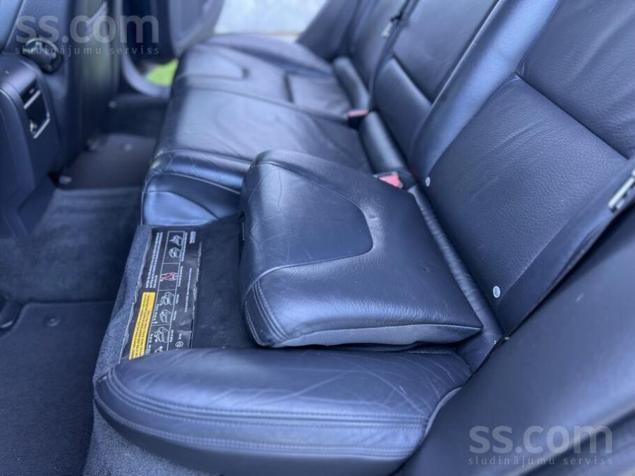 Zils Volvo V60 2011 Liepāja, ar dzinēja tilpumu 1.60 L un nobraukumu 264 tūkst. km par 6750 €, foto 14 vietnē AUTOMOTO.COM.LV