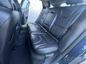 Zils Volvo V60 2011 Liepāja, ar dzinēja tilpumu 1.60 L un nobraukumu 264 tūkst. km par 6750 €, foto 16 vietnē AUTOMOTO.COM.LV