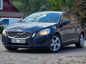 Синий Вольво B60 2011 в Рига, объемом двигателя 2.00 л и пробегом 244 тыс. км за 5950 €, фото  на AUTOMOTO.COM.LV