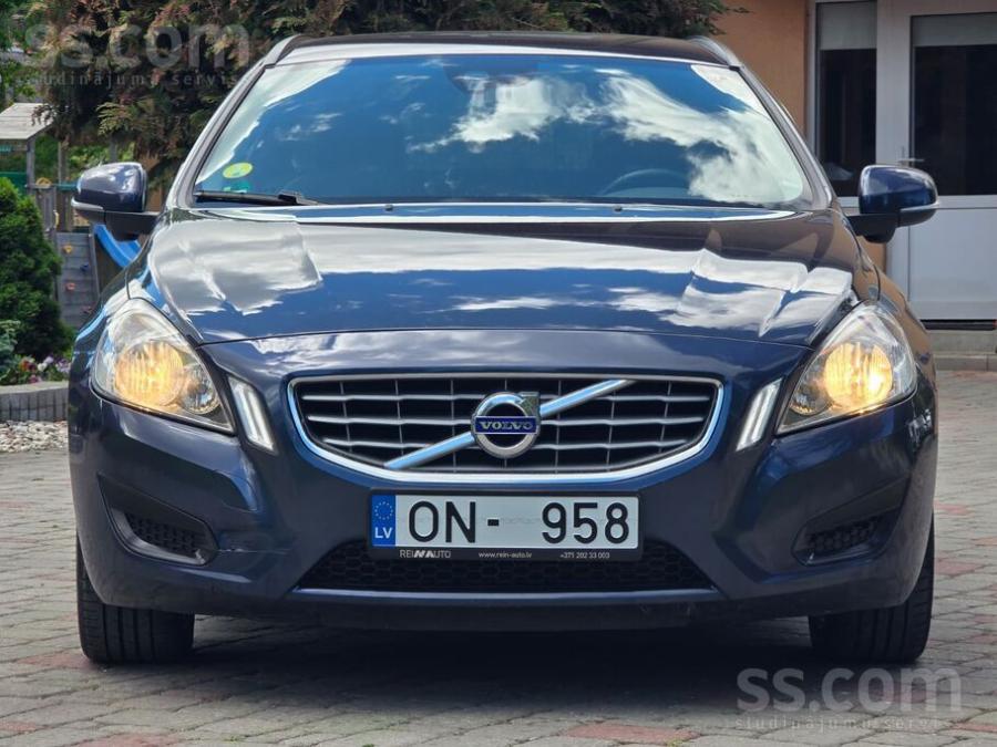 Синий Вольво B60 2011 в Рига, объемом двигателя 2.00 л и пробегом 244 тыс. км за 5950 €, фото 9 на AUTOMOTO.COM.LV