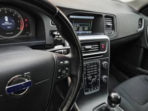 Синий Вольво B60 2011 в Екабпилс, объемом двигателя 2.40 л и пробегом 273 тыс. км за 6690 €, фото 10 на AUTOMOTO.COM.LV