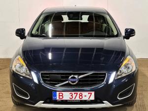 Blue Volvo V60 2011 in Jurmala, with an engine capacity of 2.00 L and mileage of 285 thousand km for 7490 €, photo 7 on AUTOMOTO.COM.LV