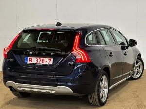 Blue Volvo V60 2011 in Jurmala, with an engine capacity of 2.00 L and mileage of 285 thousand km for 7490 €, photo 11 on AUTOMOTO.COM.LV