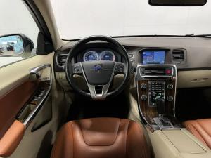 Blue Volvo V60 2011 in Jurmala, with an engine capacity of 2.00 L and mileage of 285 thousand km for 7490 €, photo 24 on AUTOMOTO.COM.LV