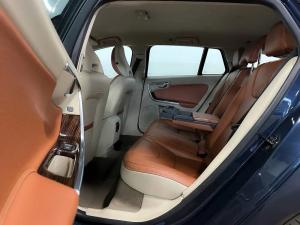 Blue Volvo V60 2011 in Jurmala, with an engine capacity of 2.00 L and mileage of 285 thousand km for 7490 €, photo 30 on AUTOMOTO.COM.LV