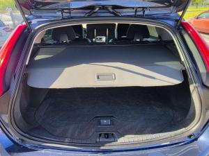 Zils Volvo V60 2011 Kauņa, ar dzinēja tilpumu 2.40 L un nobraukumu 287 tūkst. km par 5770 €, foto 21 vietnē AUTOMOTO.COM.LV