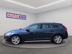 Zils Volvo V60 2011 Viļņa, ar dzinēja tilpumu 2.40 L un nobraukumu 213 tūkst. km par 6999 €, foto 3 vietnē AUTOMOTO.COM.LV