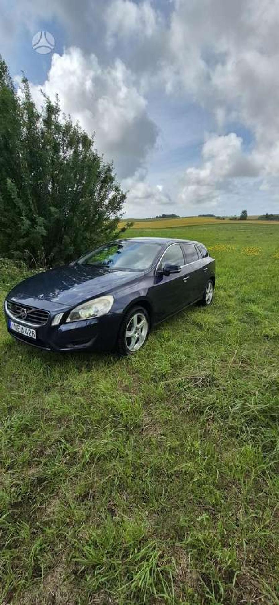 Blue Volvo V60 2011 in Klaipeda, with an engine capacity of 1.60 L and mileage of 270 thousand km for 5000 €, photo 13 on AUTOMOTO.COM.LV
