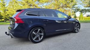 Blue Volvo V60 2011 in Kaunas, with an engine capacity of 2.00 L and mileage of 335 thousand km for 4850 €, photo 12 on AUTOMOTO.COM.LV