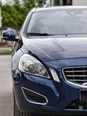 Синий Вольво B60 2011 в Шяуляй, объемом двигателя 2.40 л и пробегом 276 тыс. км за 6700 €, фото 14 на AUTOMOTO.COM.LV