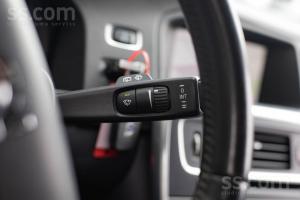 Zils Volvo V60 2011 Rīga, ar dzinēja tilpumu 2.40 L un nobraukumu 330 tūkst. km par 6590 €, foto 20 vietnē AUTOMOTO.COM.LV