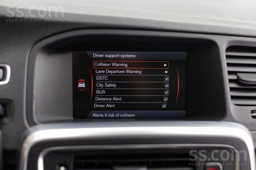 Zils Volvo V60 2011 Rīga, ar dzinēja tilpumu 2.40 L un nobraukumu 330 tūkst. km par 6590 €, foto 25 vietnē AUTOMOTO.COM.LV